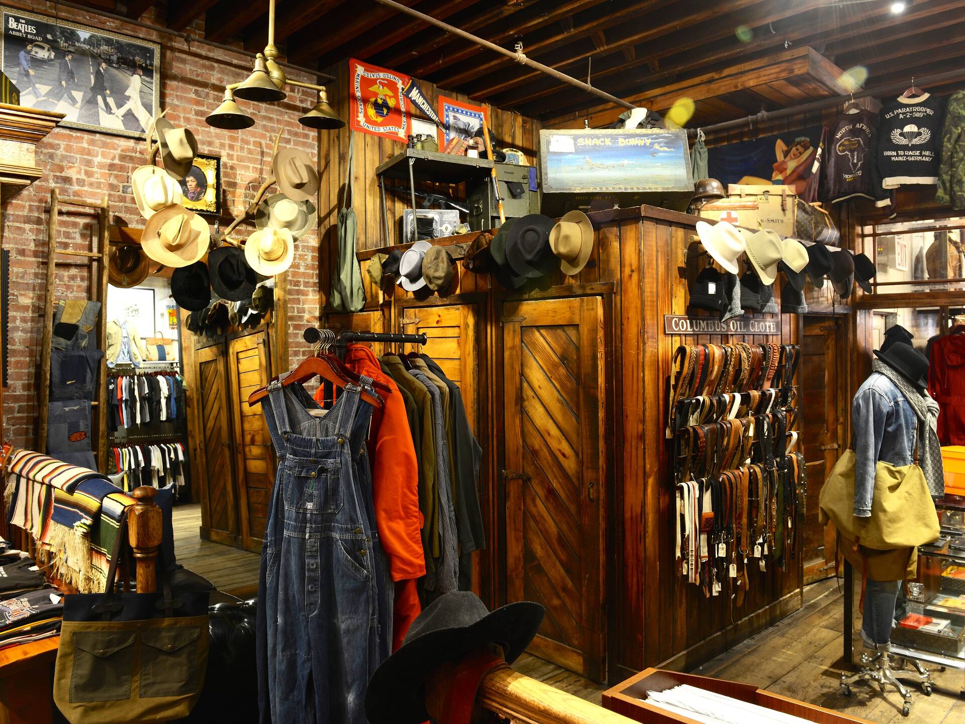 Best Vintage Stores NYC Offers For Retro Shoppers