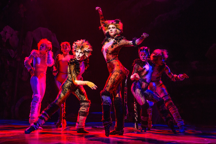 Broadway review: Cats at the Neil Simon Theatre
