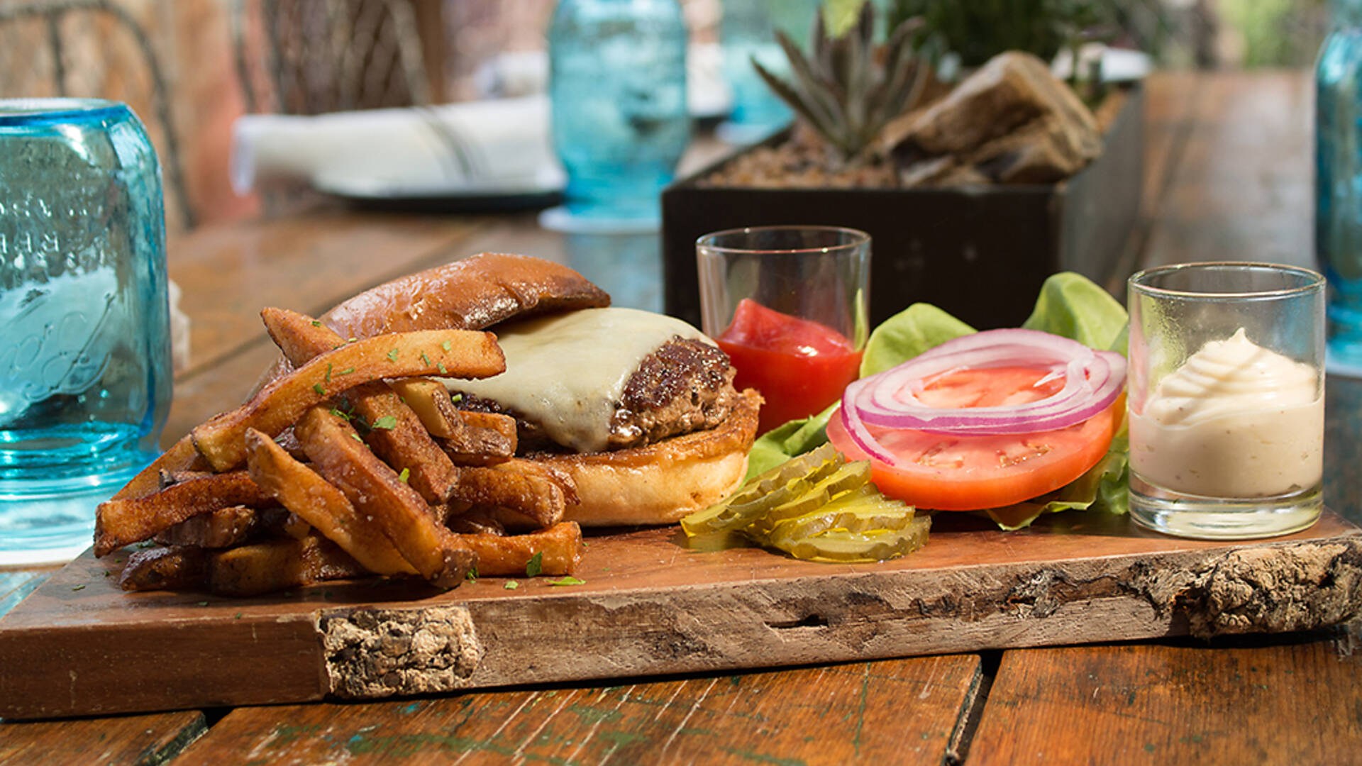 12 Best Burgers in Austin, Texas