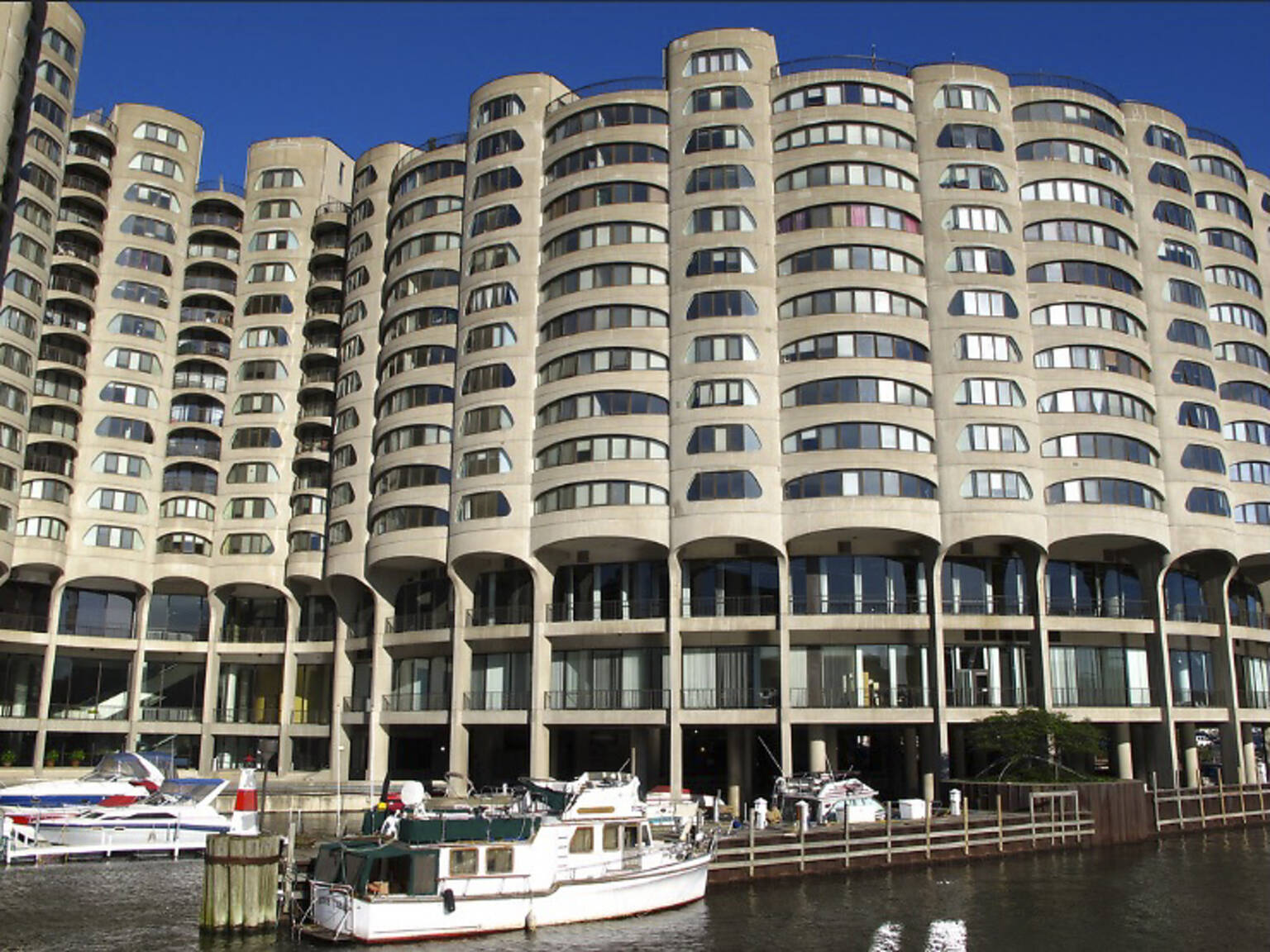 15 Ugliest Buildings in Chicago