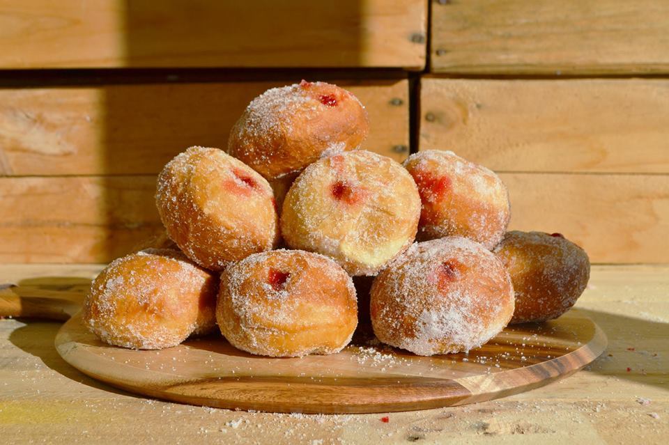 Dandee Donuts | Restaurants in Dandenong, Melbourne