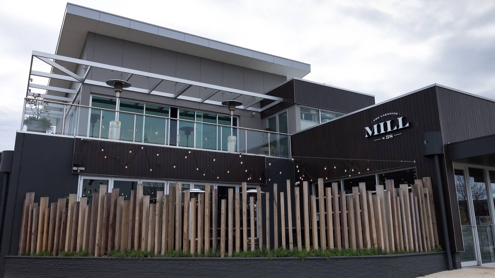 The Lakeside Mill | Restaurants in Pakenham, Melbourne