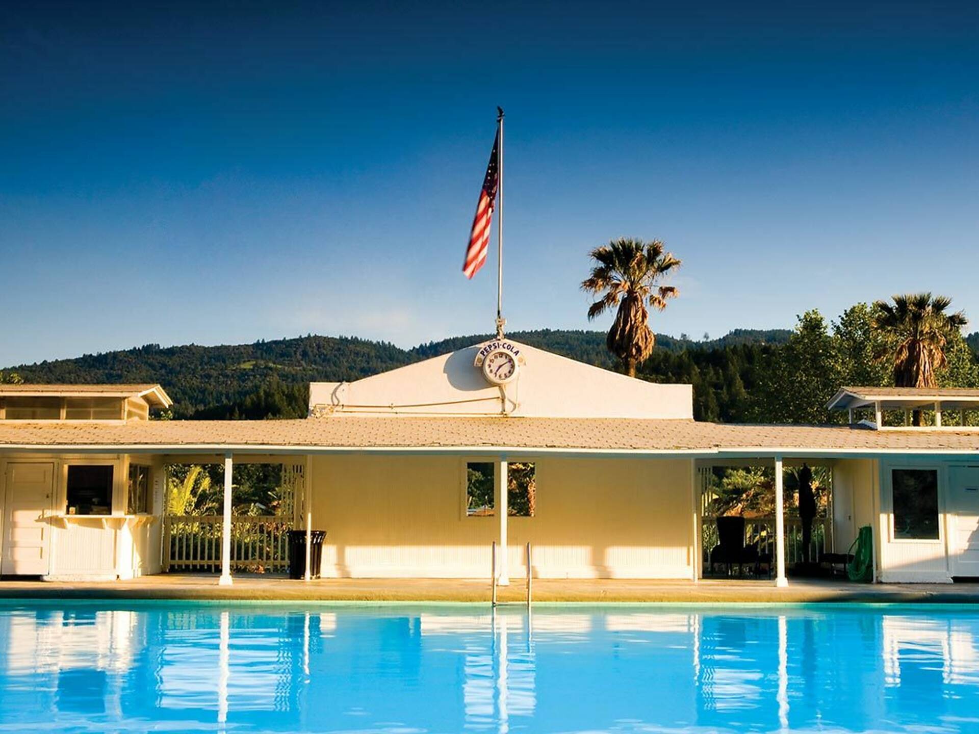 10 Swimming Pools in San Francisco Bay Area to Cool Down