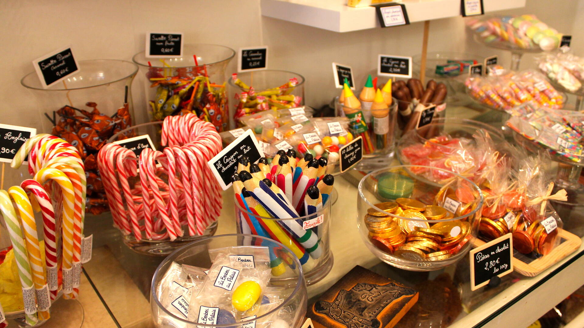 Le Bonbon au Palais | Shopping in Quartier latin, Paris