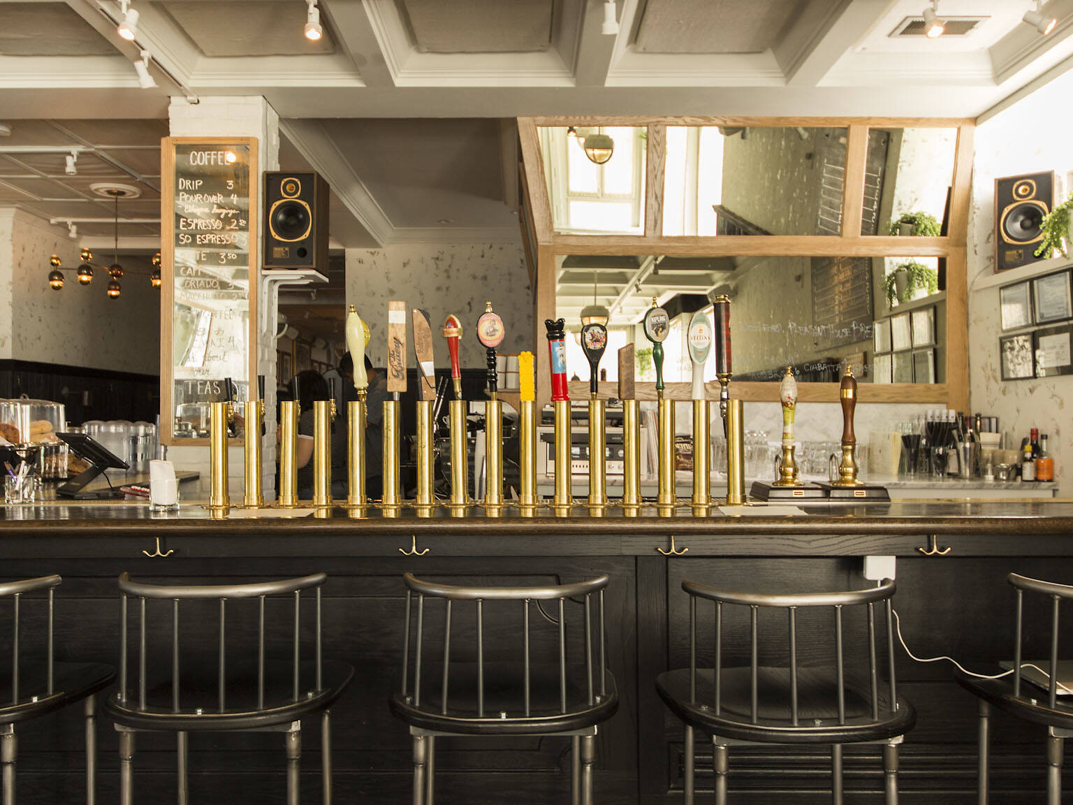 13 Best Bars in Pilsen For Grabbing a Drink