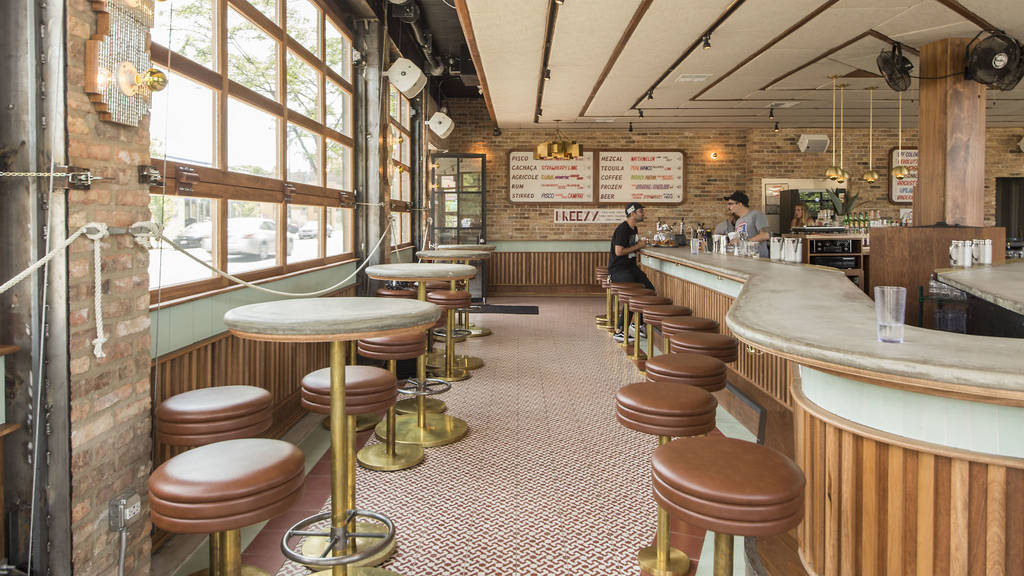 Estereo | Bars in Logan Square, Chicago