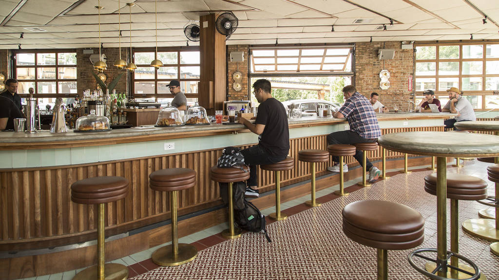 Estereo | Bars in Logan Square, Chicago