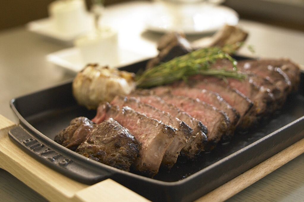 Mooo | Restaurants in Beacon Hill, Boston