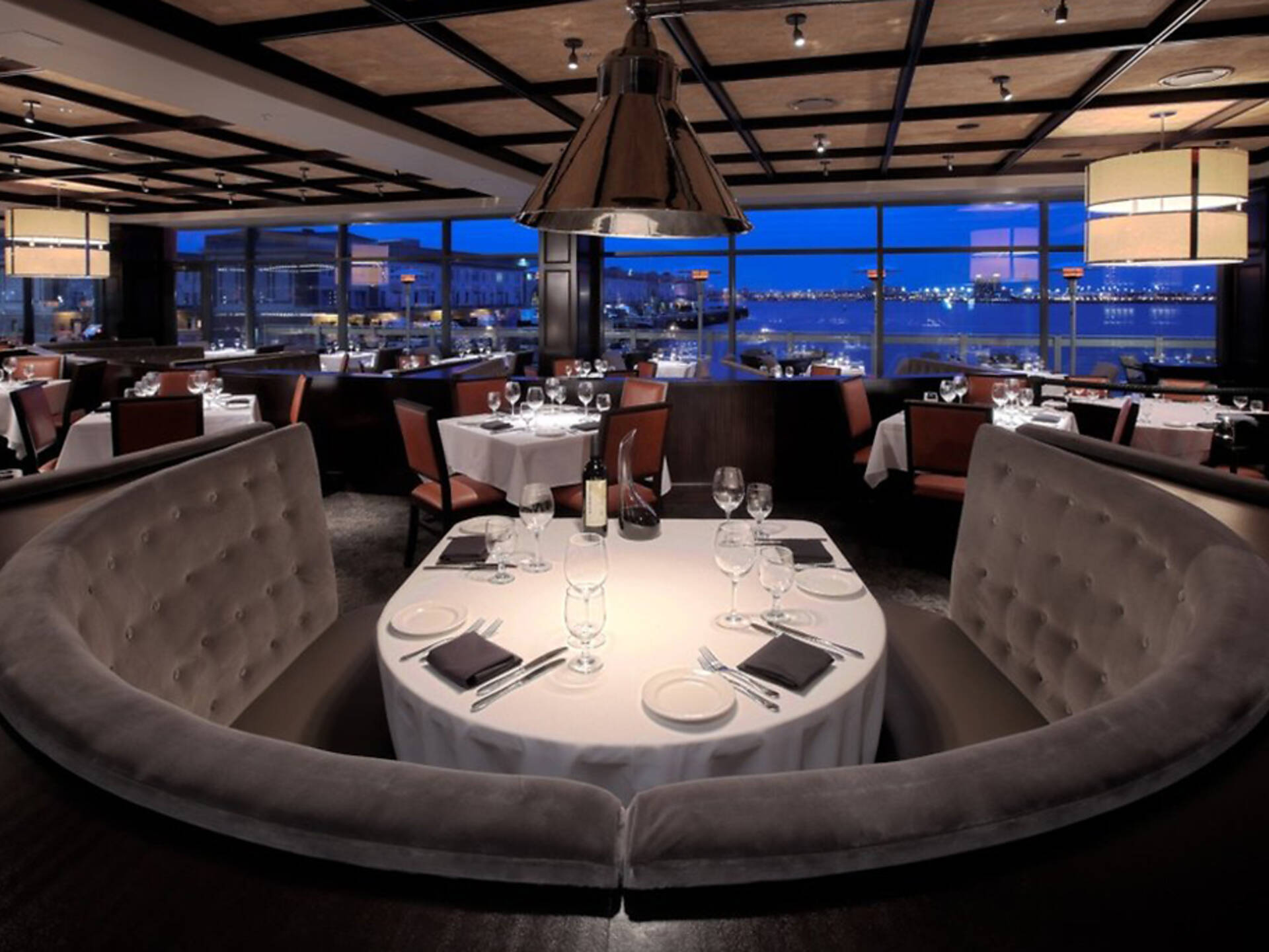 The 19 Best Boston Seaport Restaurants