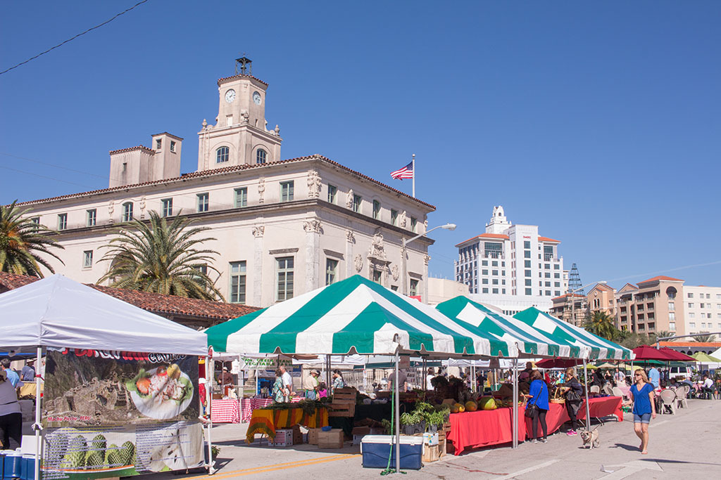 11 Best Farmers' Markets in Miami to Shop Right Now