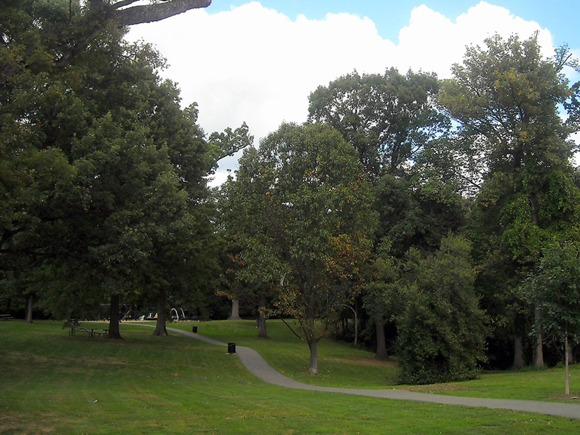 Washington, DC parks with green spaces to picnic, relax and get sun