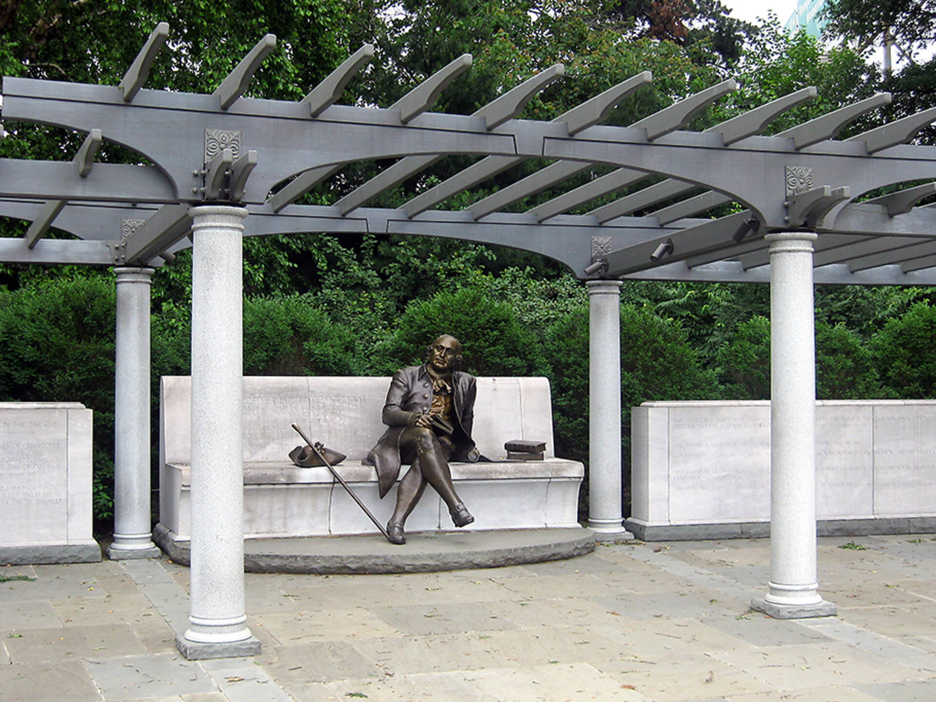 Washington, DC parks with green spaces to picnic, relax and get sun