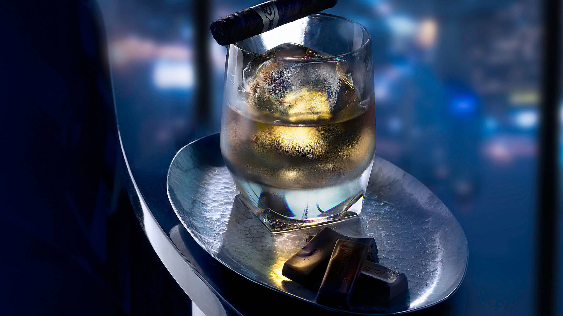 ThreeSixty Rooftop & Jazz Lounge | Bars in Charoennakhon, Bangkok