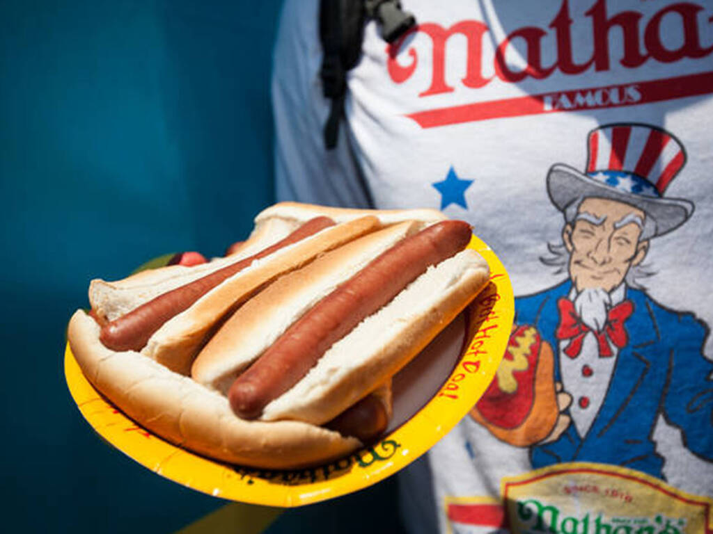 Best Yankee Stadium food from hot dogs to cheesesteaks