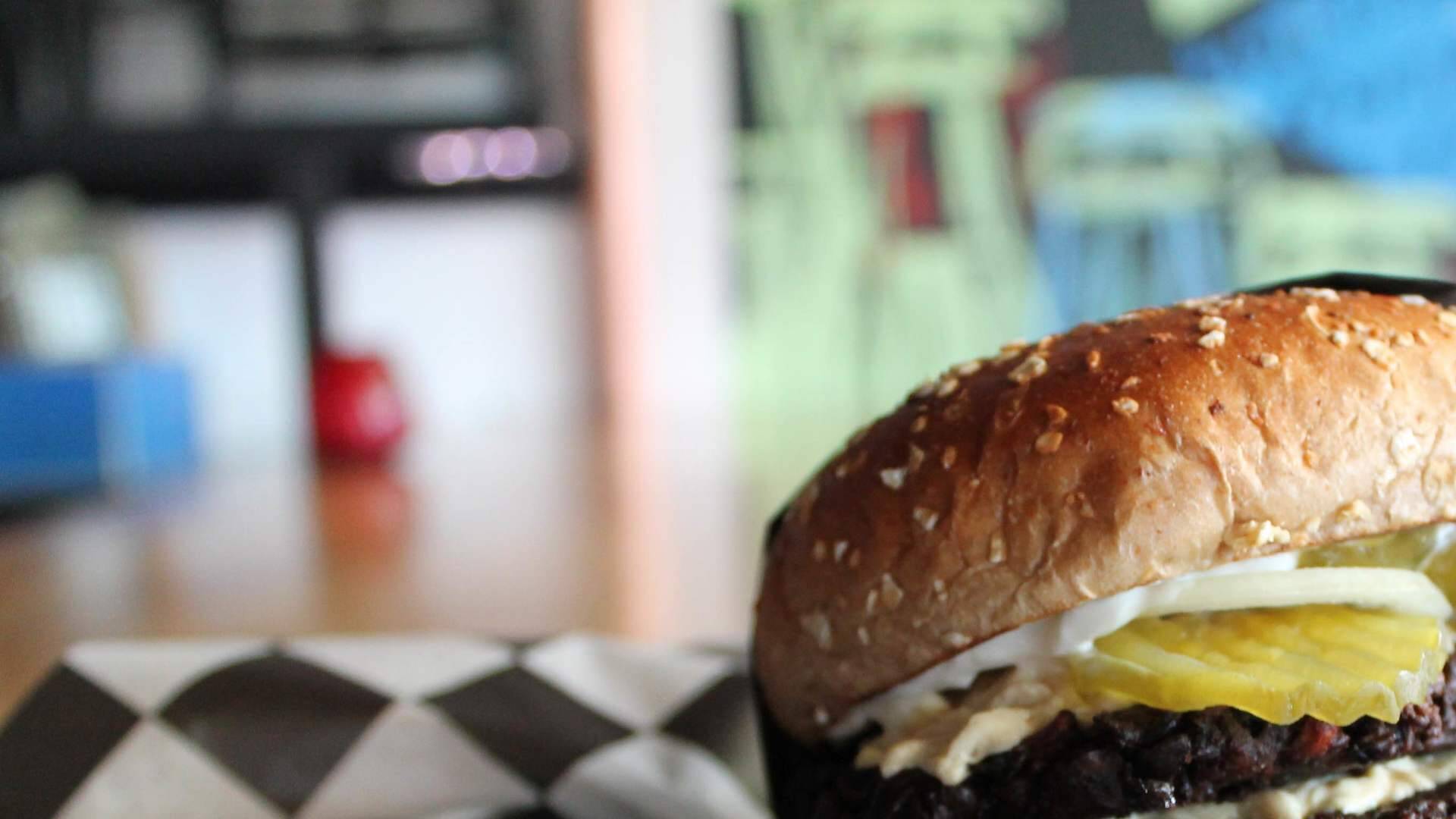 Best veggie burger options at Chicago restaurants