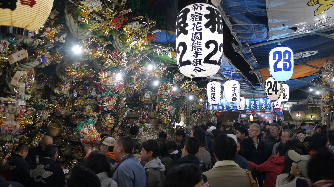 Hanazono Shrine Tori no Ichi | Things to do in Tokyo