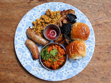 22 Best Breakfasts in London To Start Your Day Right