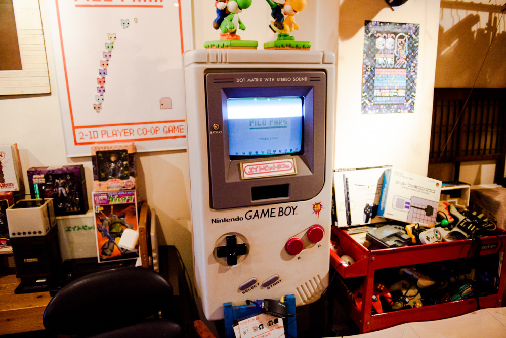 8bit Cafe | Bars and pubs in Shinjuku-Sanchome, Tokyo