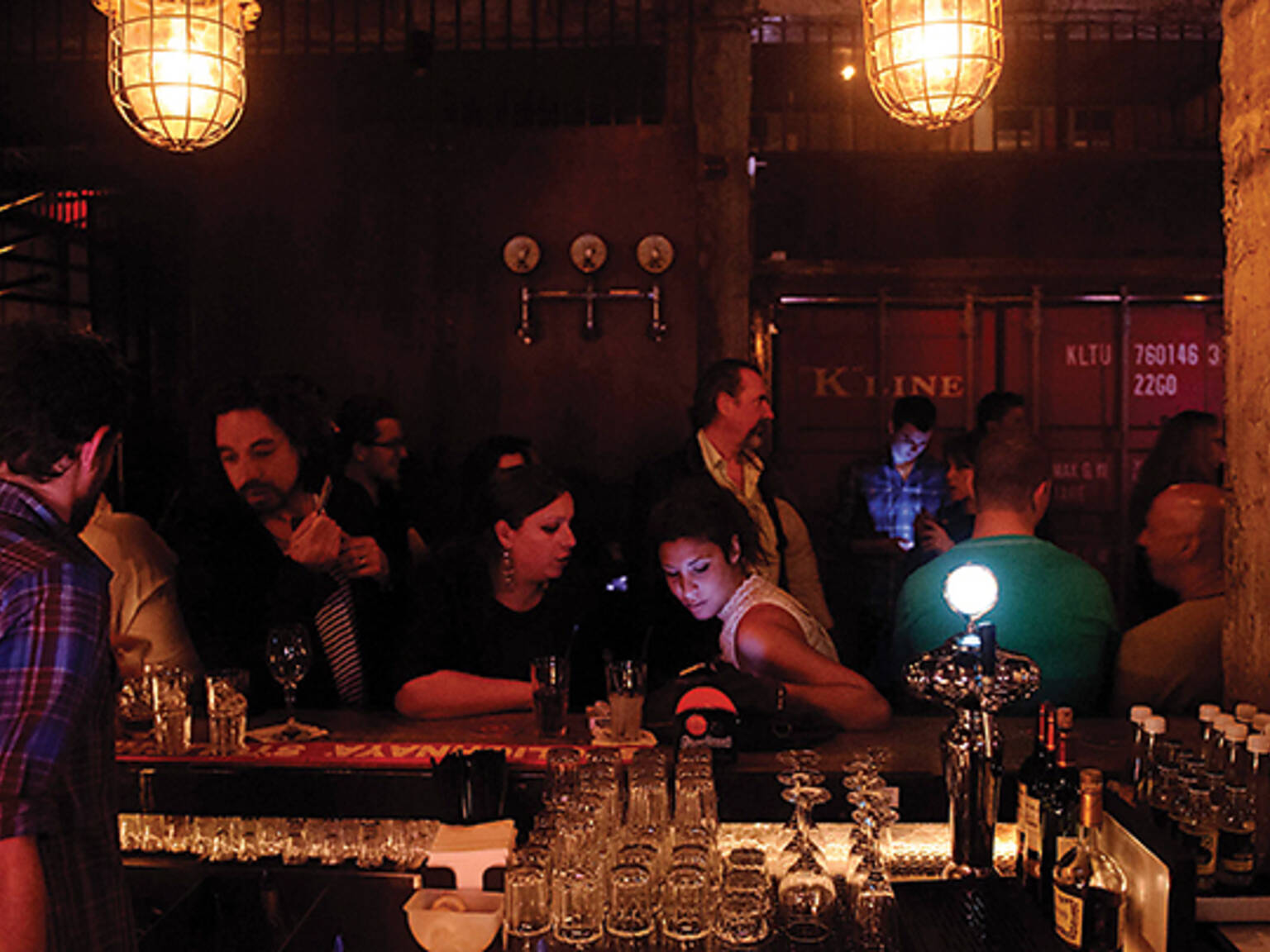 Tel Aviv nightlife - party all night long at these DJ spun clubs