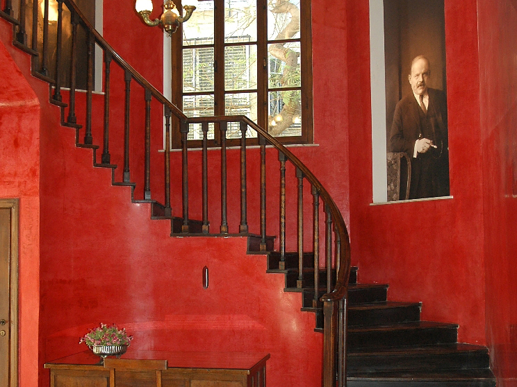 Bialik House | Museums in Tel Aviv City Center, Israel