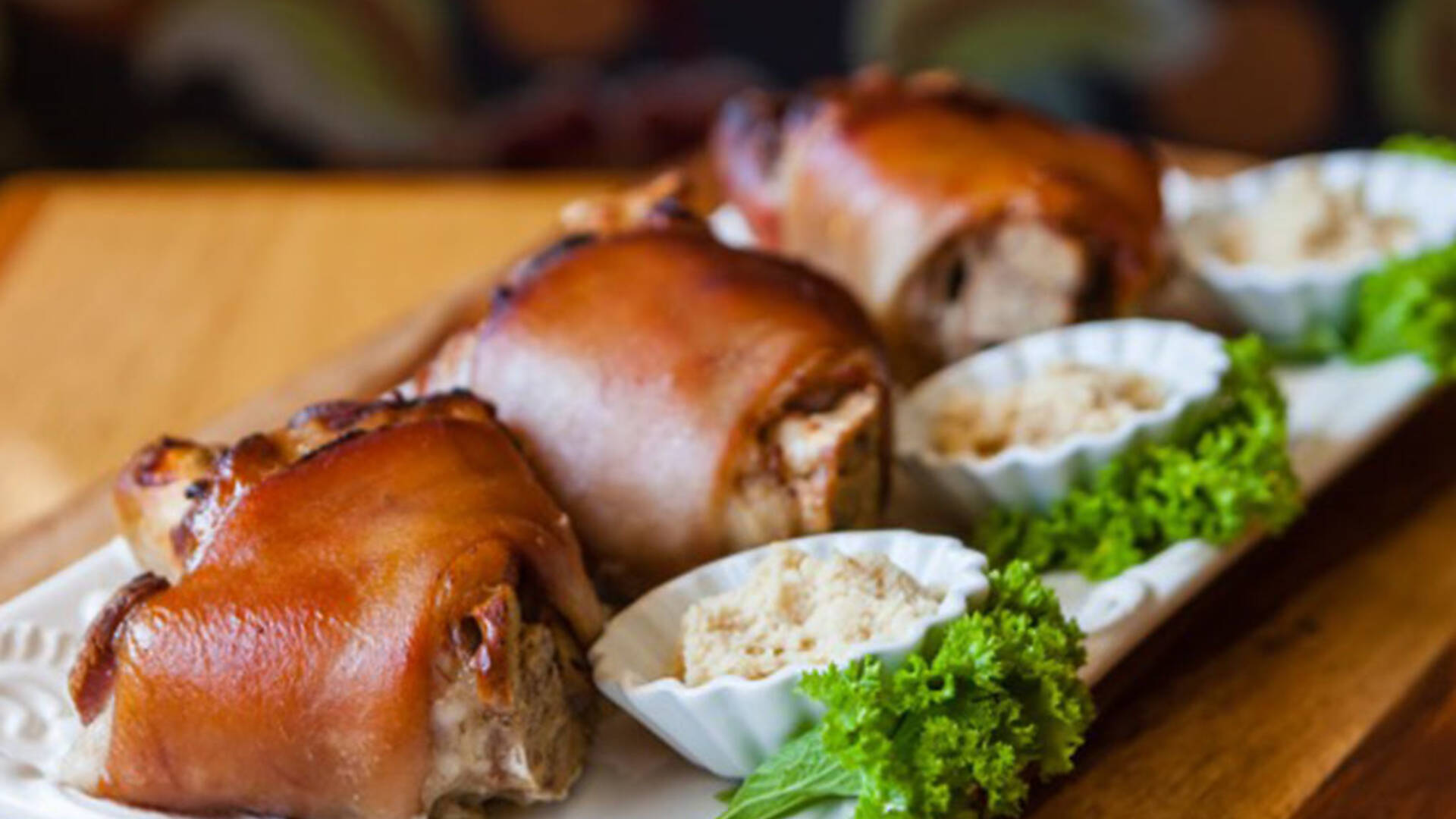 7 Best Buffets in the USA For Unlimited Pasta, Seafood And More