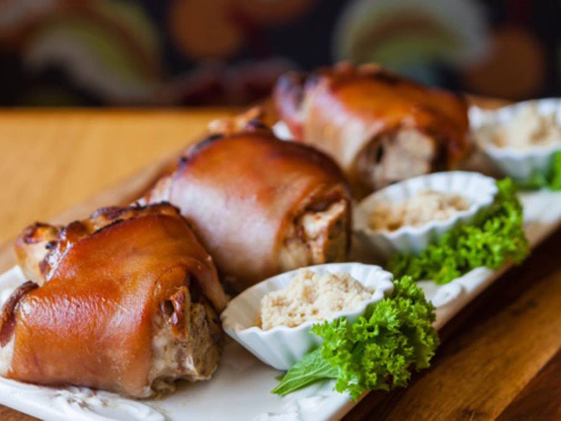 7 Best Buffets in the USA For Unlimited Pasta, Seafood And More