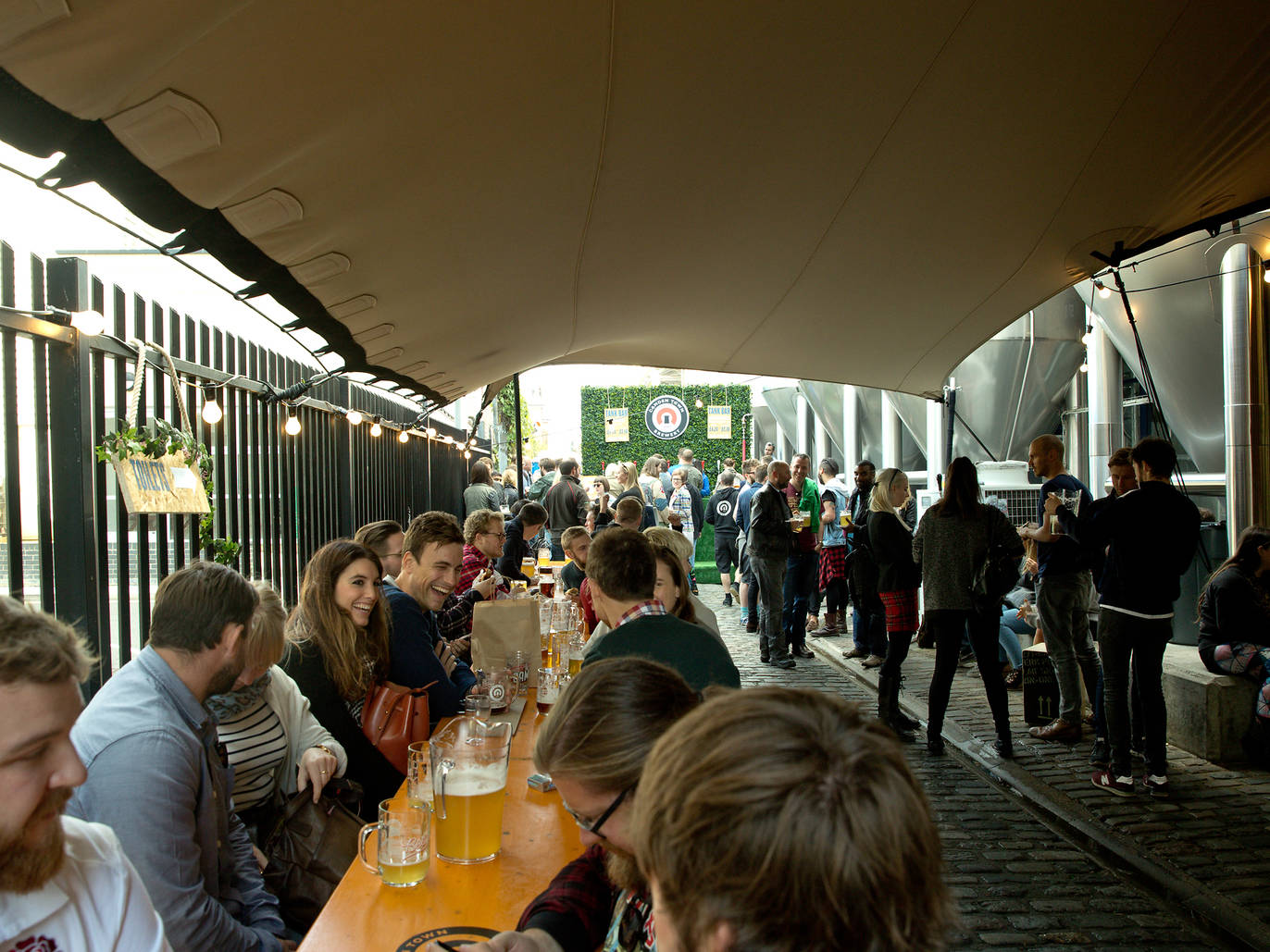 28 Best Breweries and Taprooms In London For Craft Beer