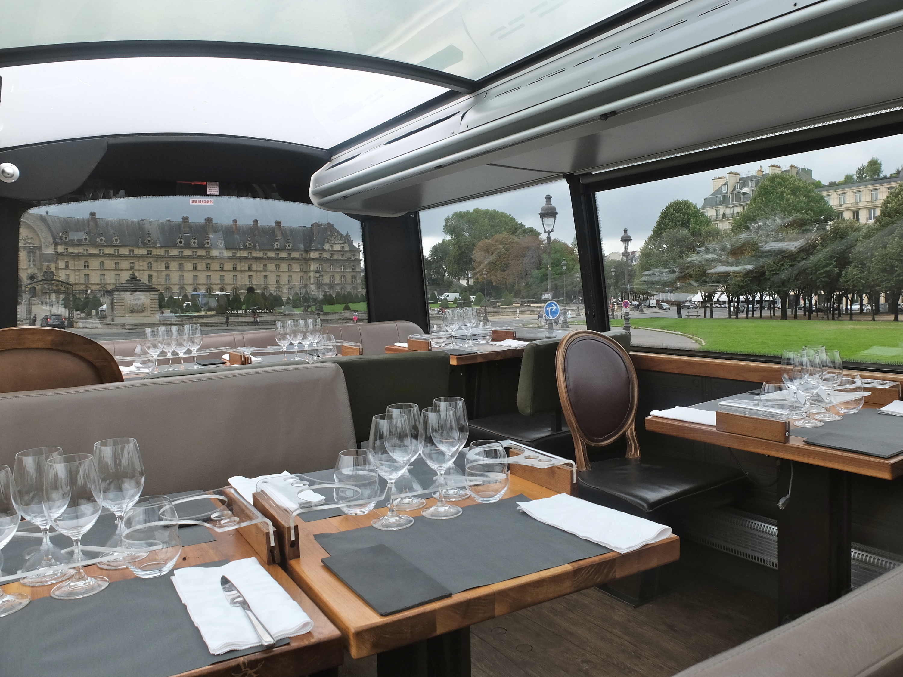 Bustronome: the gourmet sightseeing tour