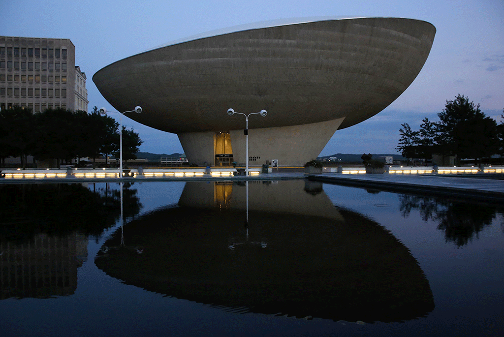 The 23 weirdest buildings in America