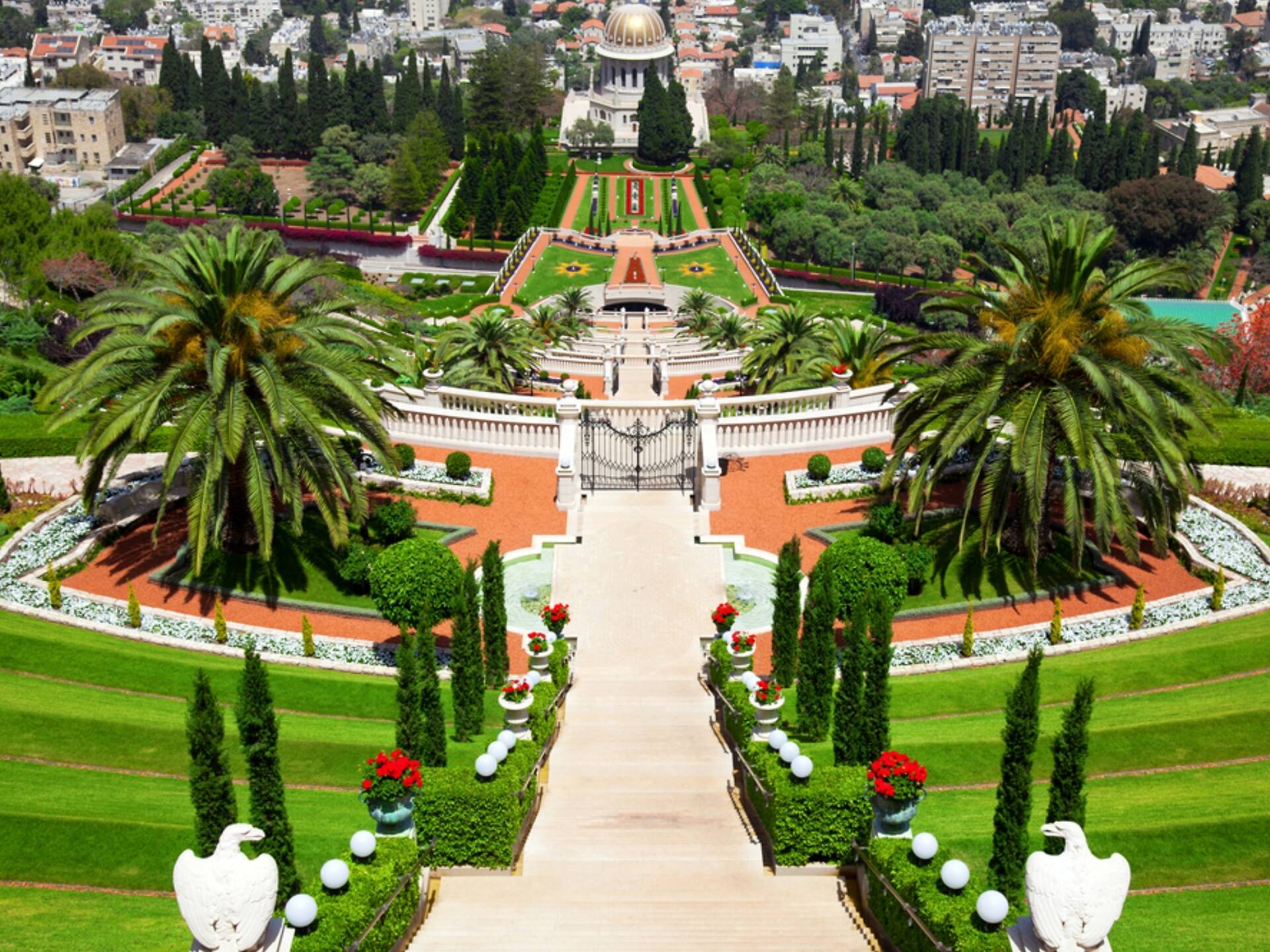 Mount Carmel and Haifa’s must-see sites like the Baha'i Gardens