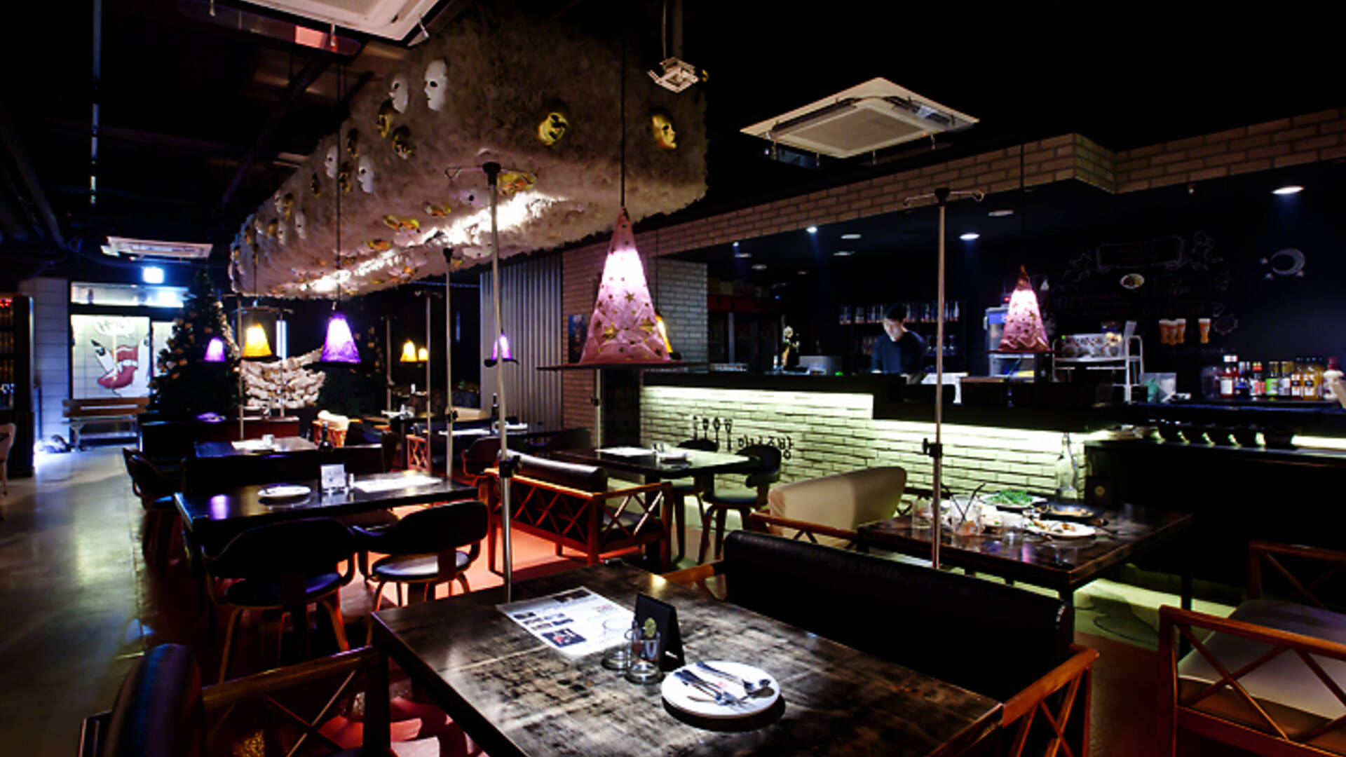 Witch's Kitchen | Restaurants in Gangnam-gu, Seoul