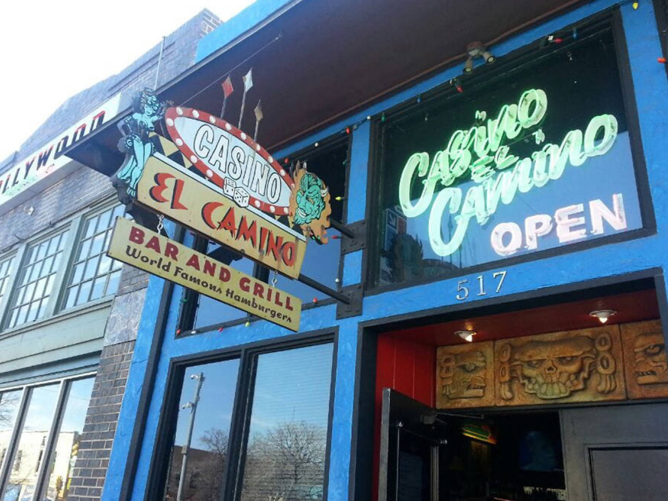 The 15 Best Dive Bars in Austin for Cheap Drinks