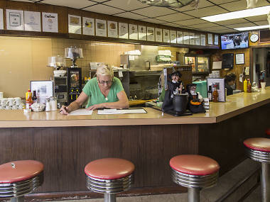 18 Best Diners in Chicago For Greasy-Spoon Eats