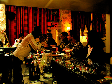 Jerusalem nightlife - the best bars and clubs along Ben Yehuda