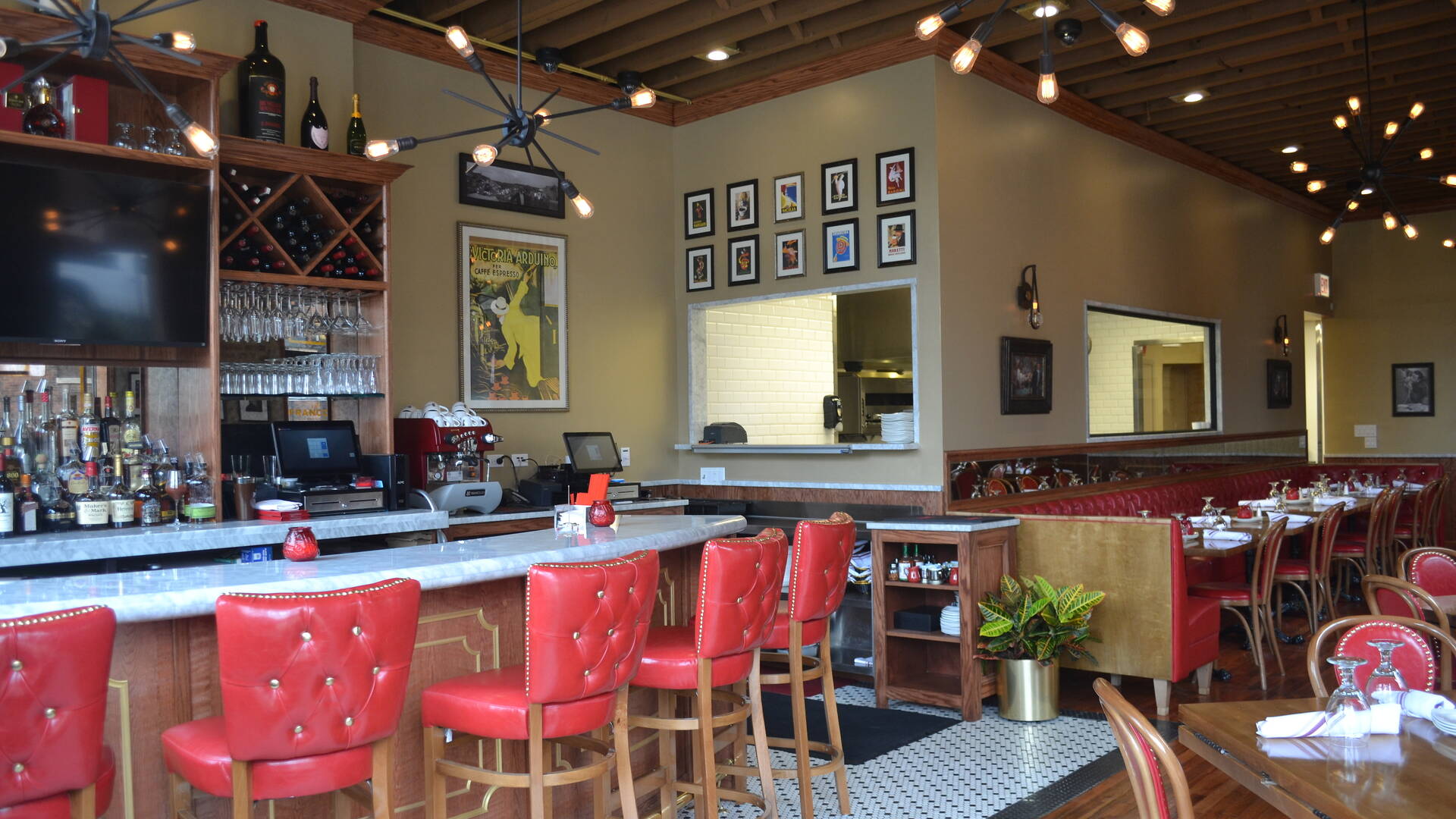 The Best Bridgeport Restaurants, From Hot Dogs to Chinese Food