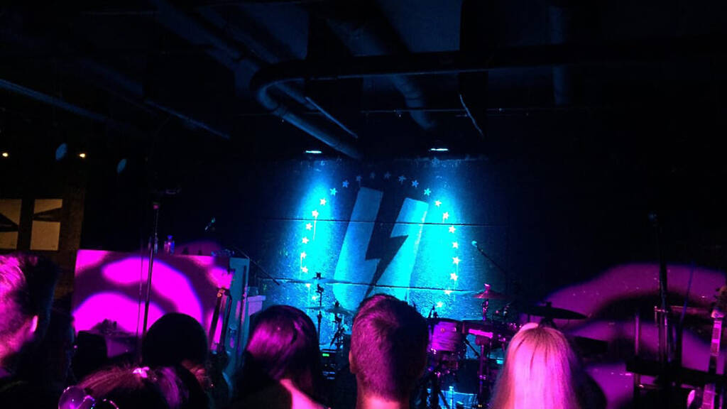 Live music in DC venues for touring acts, musicians and concerts