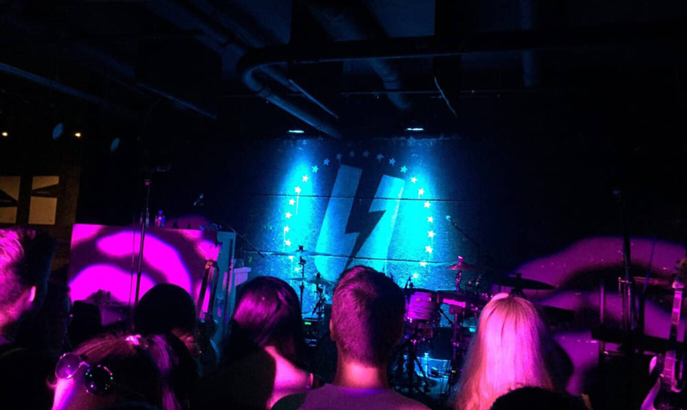 Live music in DC venues for touring acts, musicians and concerts