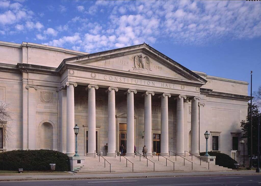 Live music in DC venues for touring acts, musicians and concerts