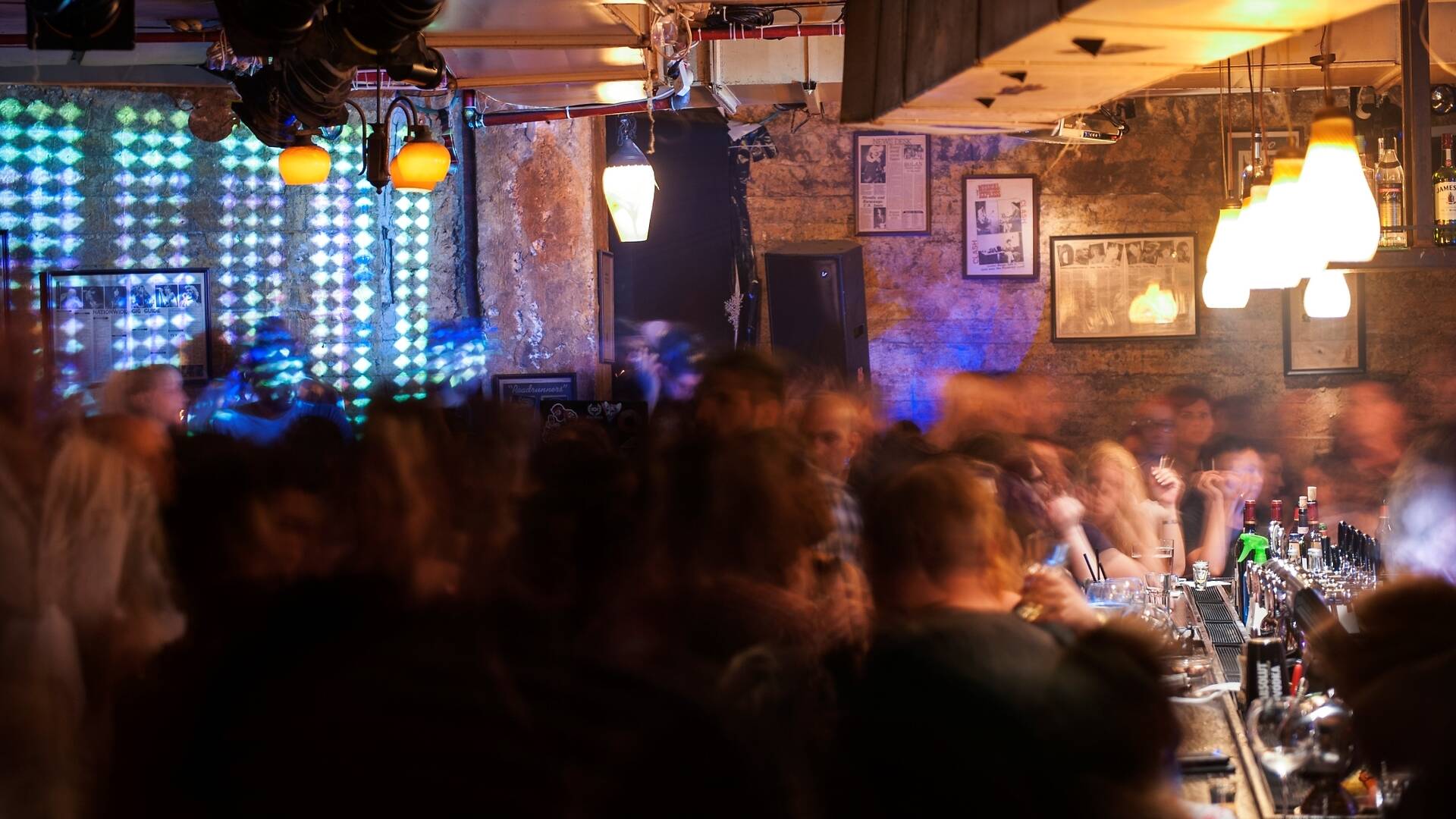 Tel Aviv nightlife - party all night long at these DJ spun clubs