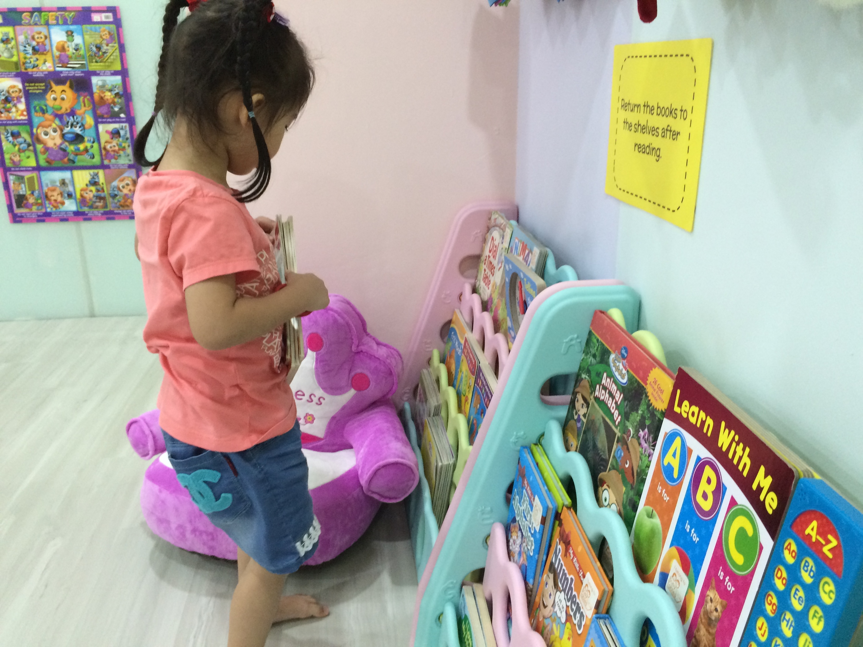 Busy Tables | Kids in Buona Vista, Singapore