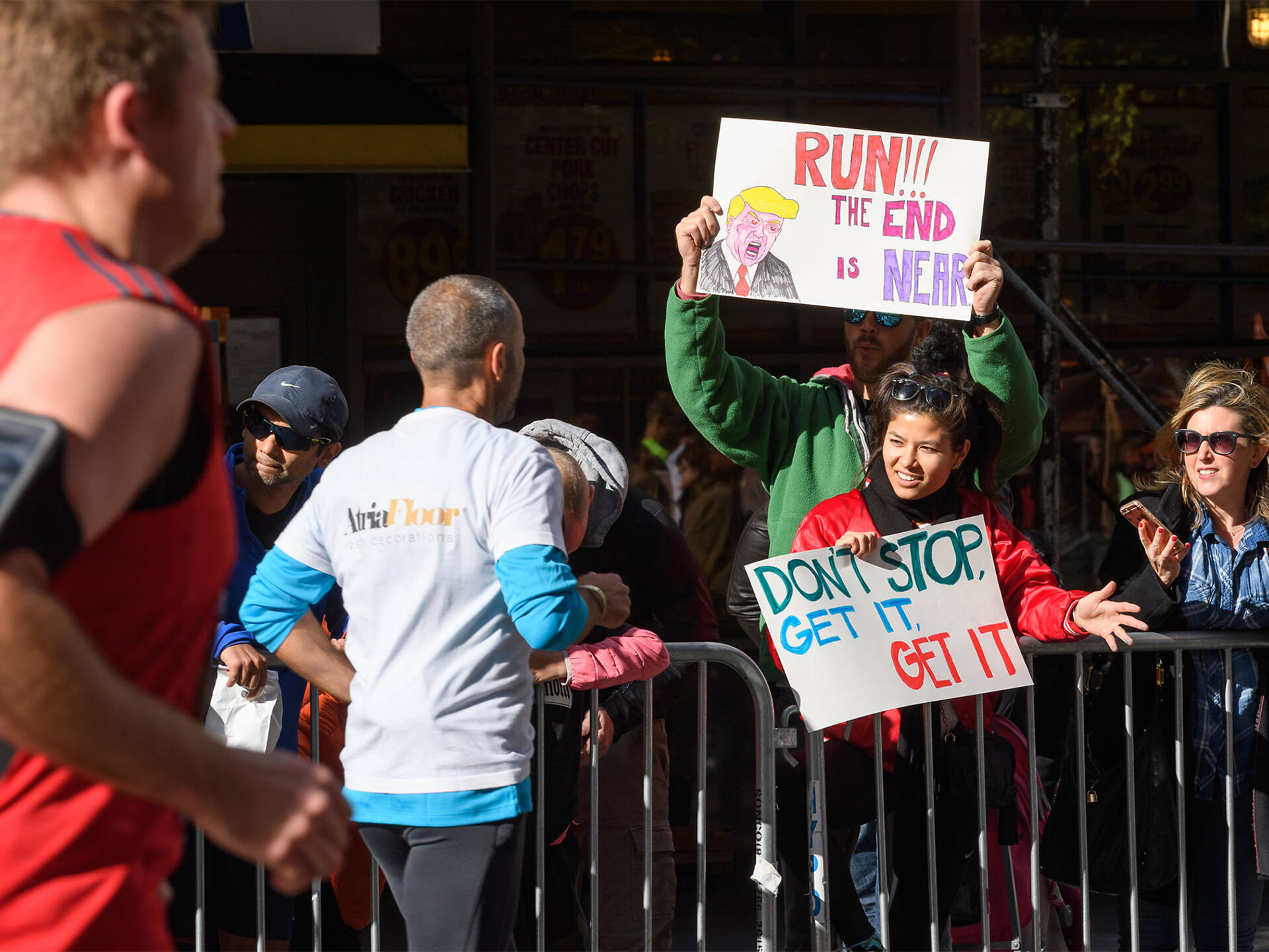 33 photos of funny marathon signs from the 2016 TCS NYC Marathon