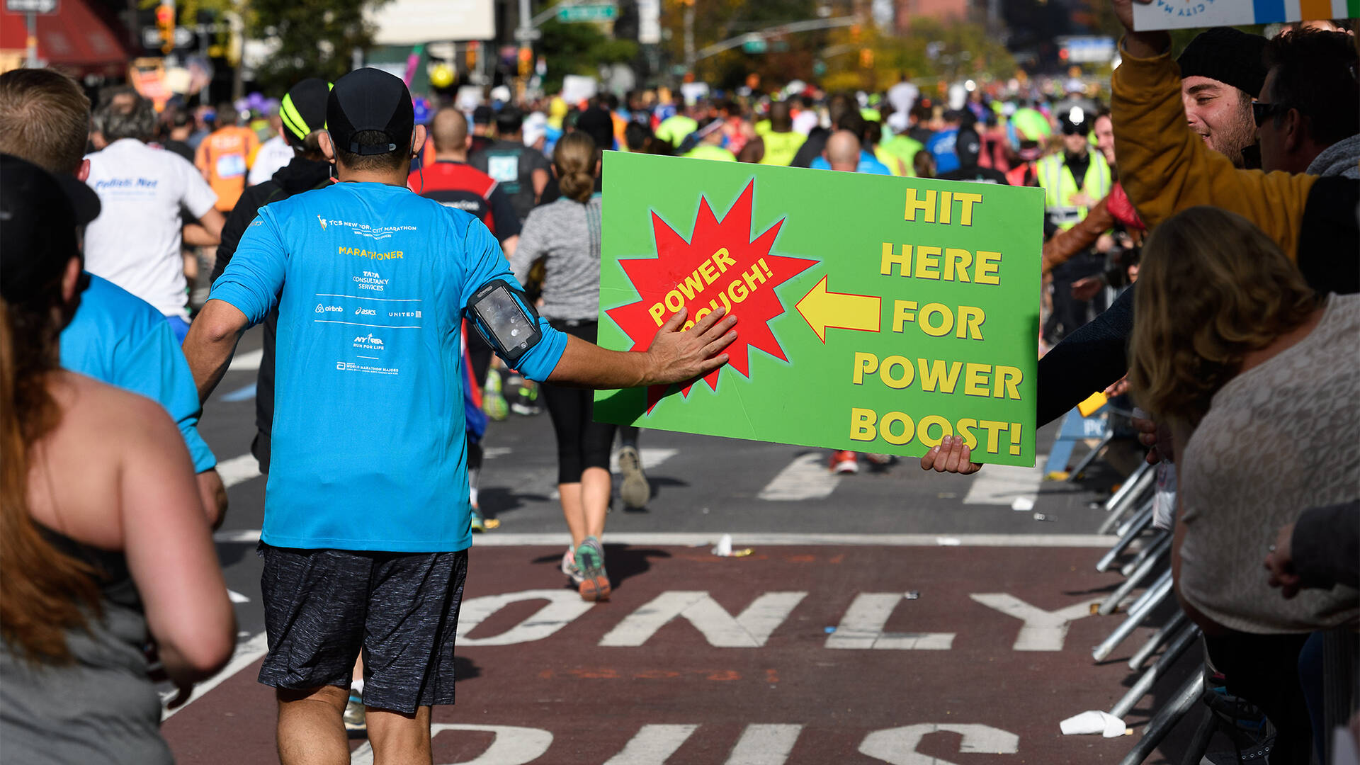 33 photos of funny marathon signs from the 2016 TCS NYC Marathon