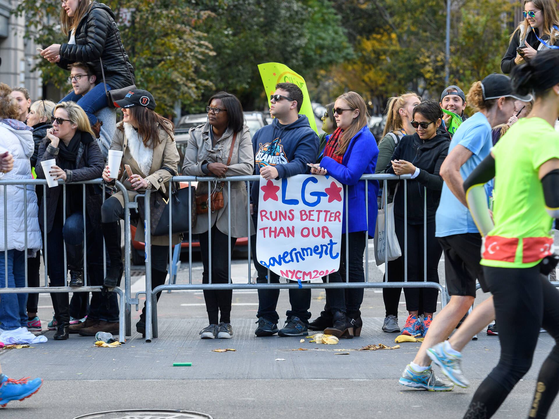 33 photos of funny marathon signs from the 2016 TCS NYC Marathon