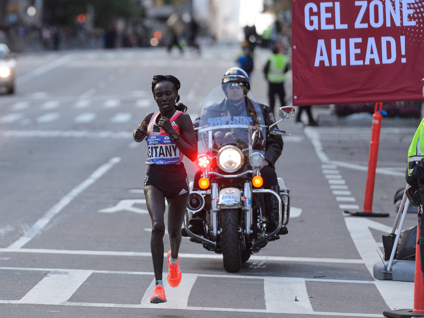 Best NYC Marathon photos from the 2016 race across five boroughs