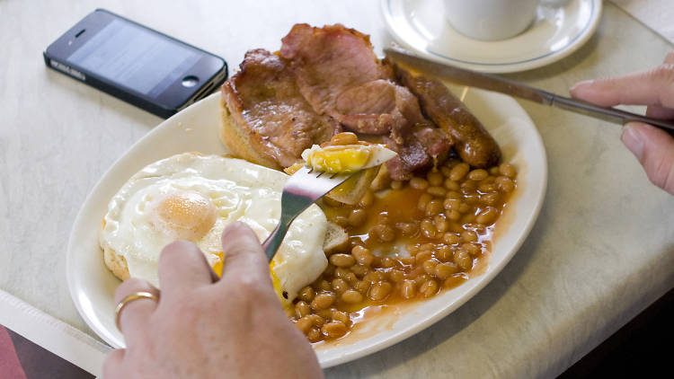 The Best Greasy Spoons in London | 10 Places For a Proper Fry Up