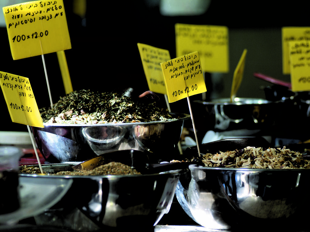 The busiest Israeli markets - from Shuk HaCarmel to Mahane Yehuda
