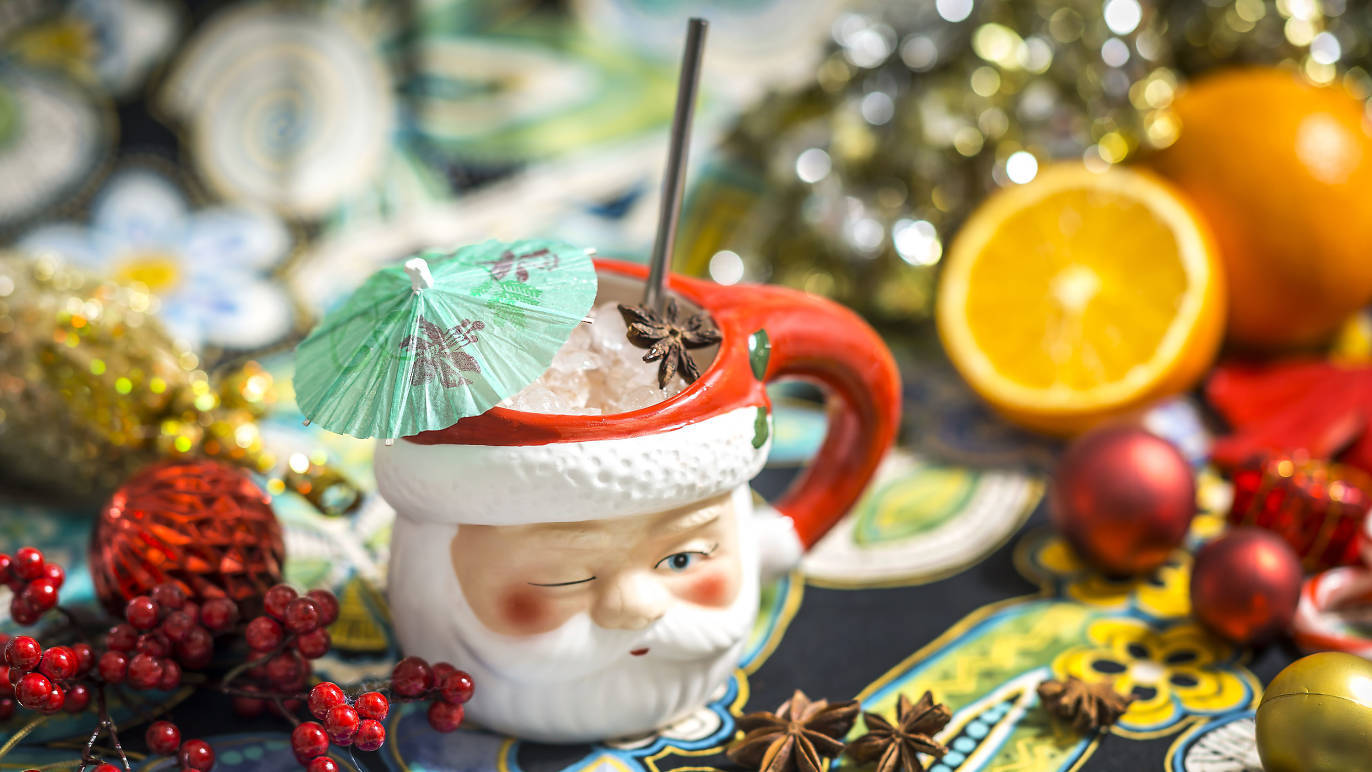 This holiday cocktail bar will make your boozy Christmas dreams come true