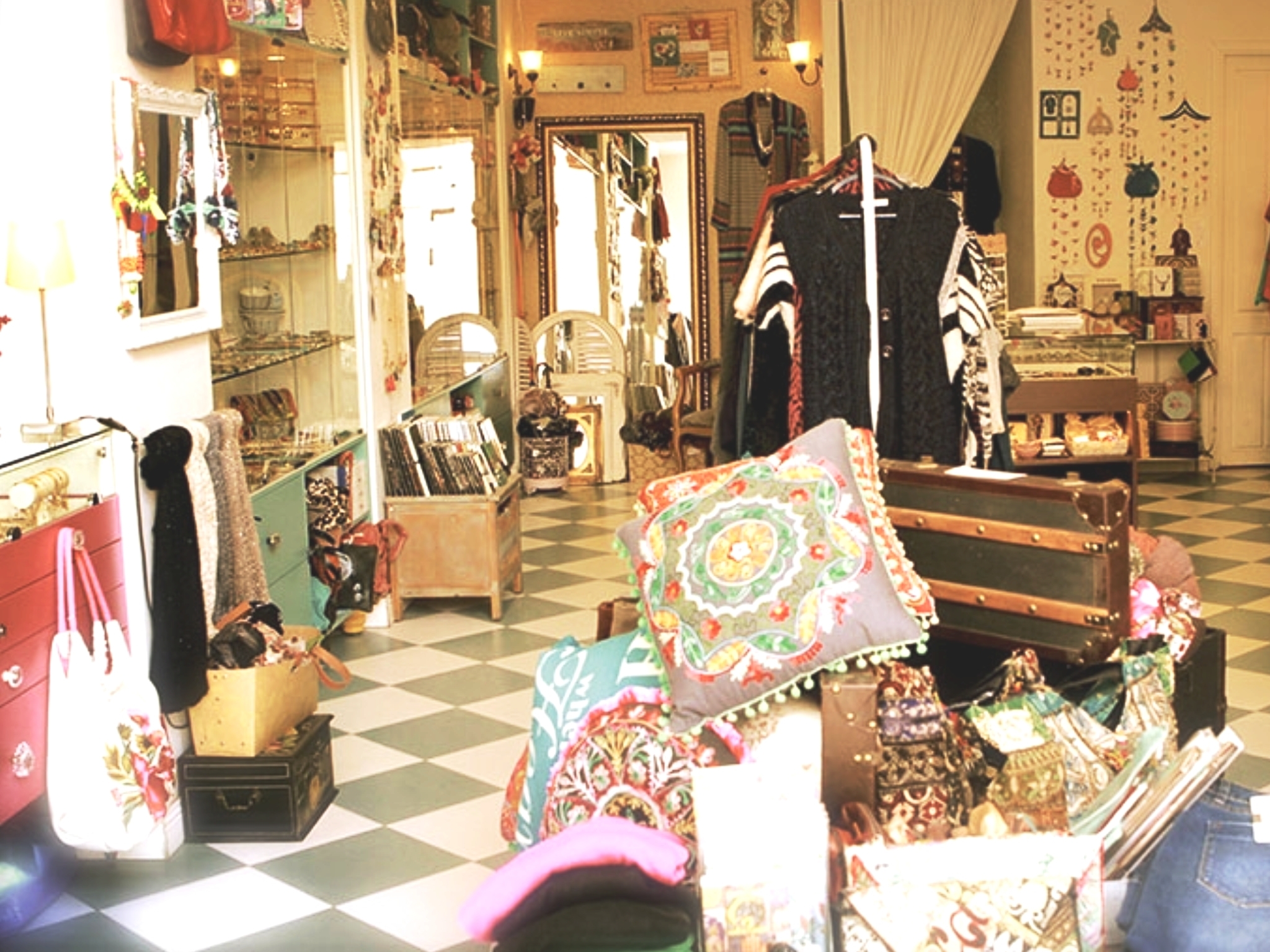 Poenta | Shopping in Jerusalem City Center, Israel