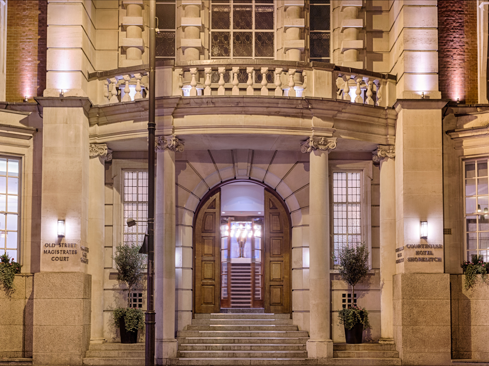 The Best Hotels In London | 100 Hotels You Have To See