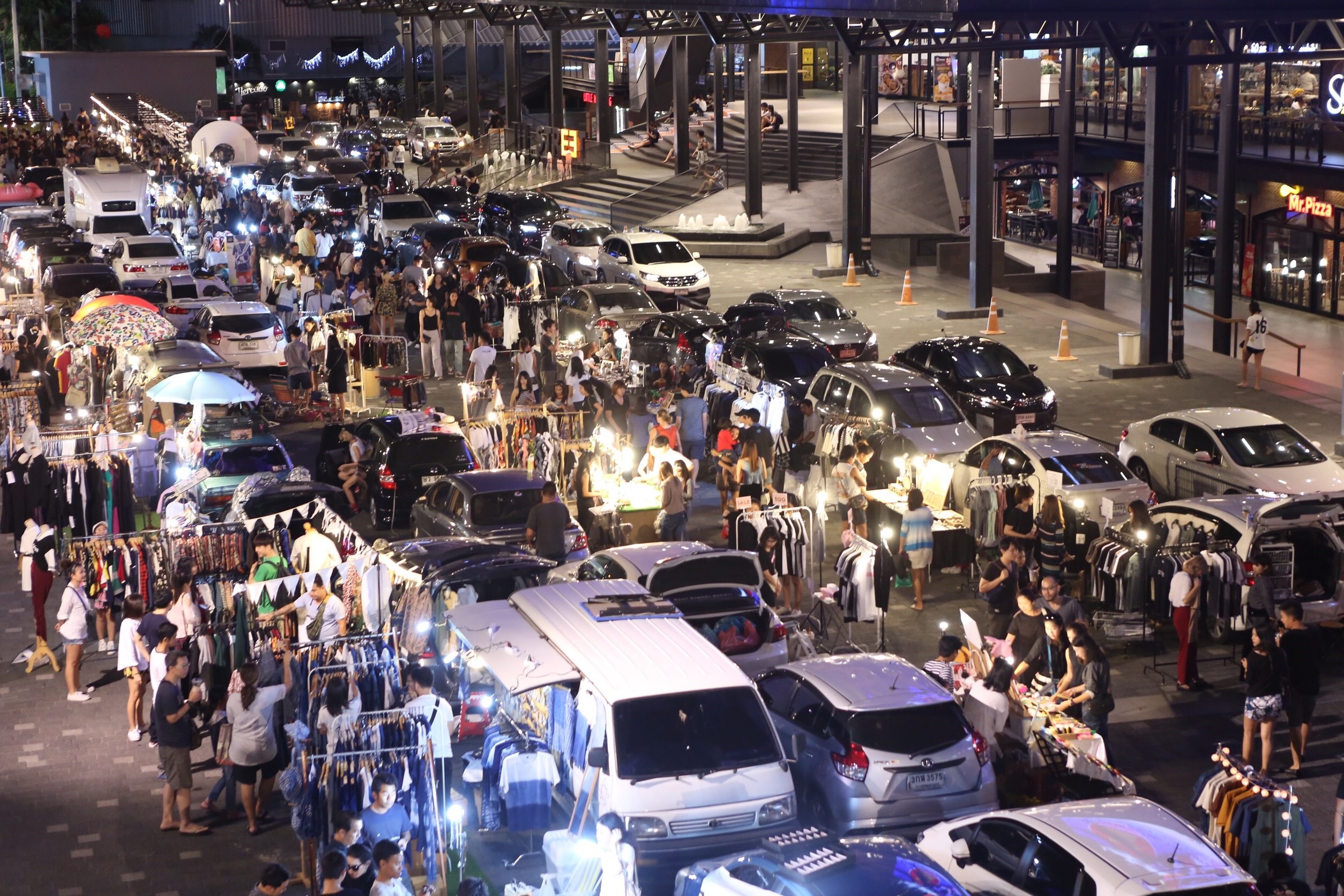 The Street Ratchada | Shopping in Din Daeng, Bangkok